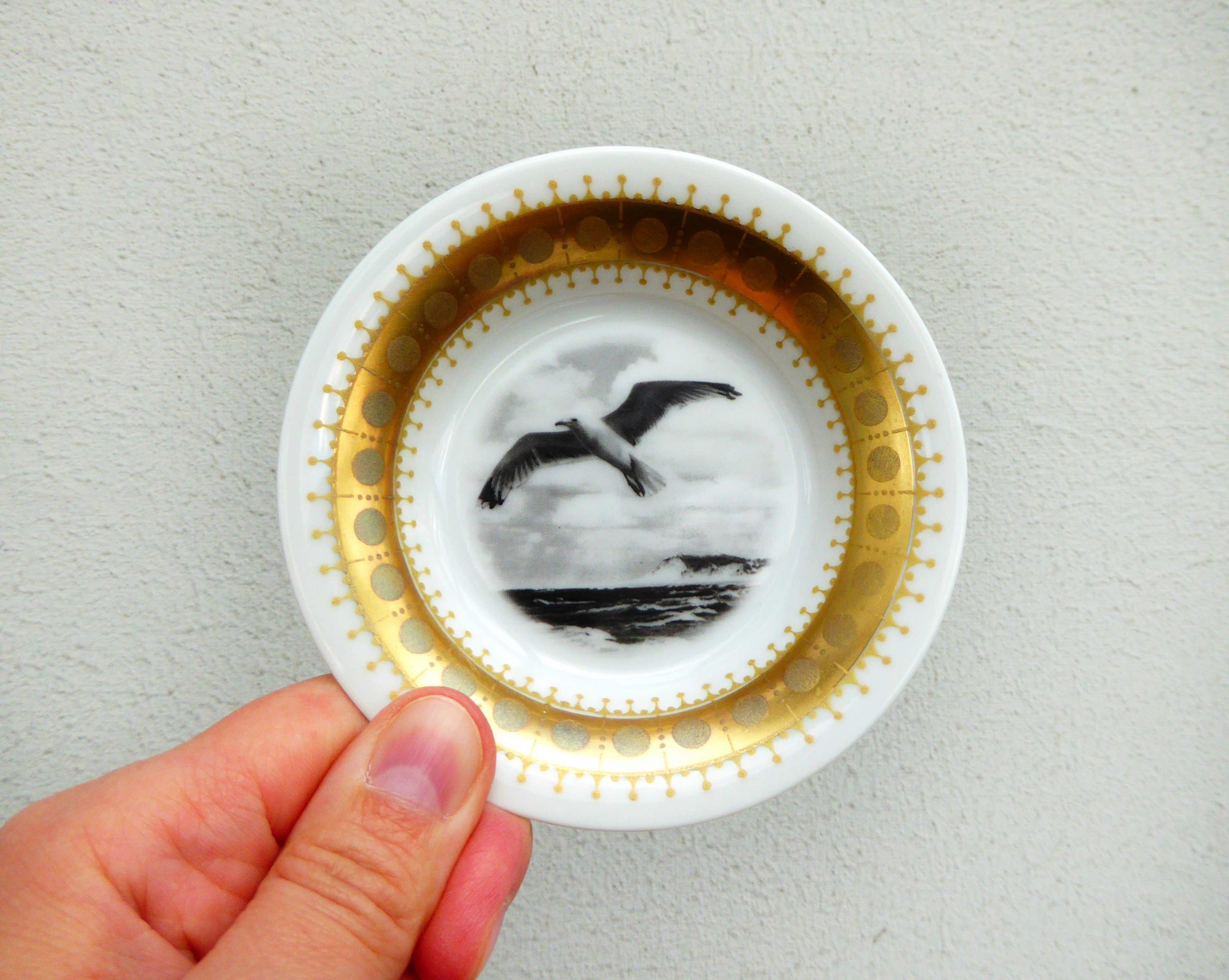 Wandteller Möwe Punkte Goldrand vintage Herr Fuchs Teller mini 10cm – Herr Fuchs