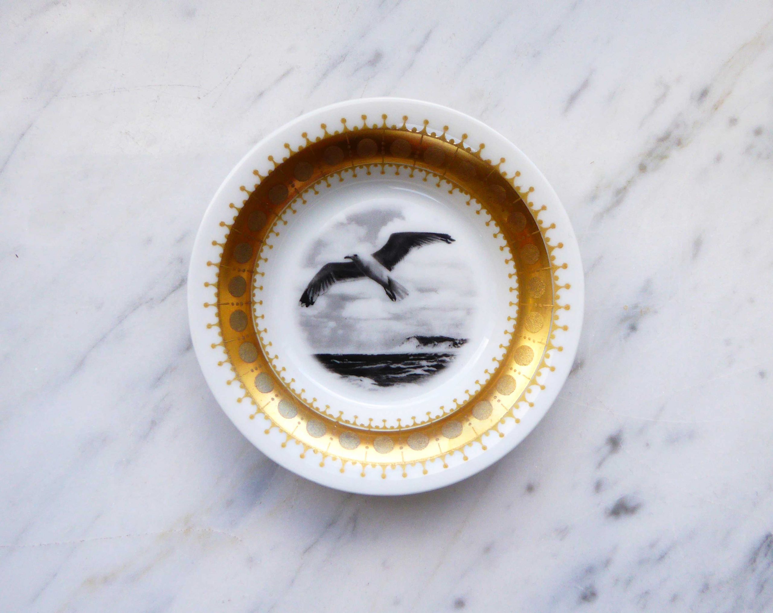 Wandteller Möwe Punkte Goldrand vintage Herr Fuchs Teller mini 10cm – Herr Fuchs